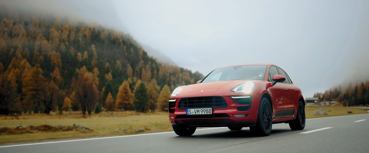 Porsche Macan - AI Comms Factory